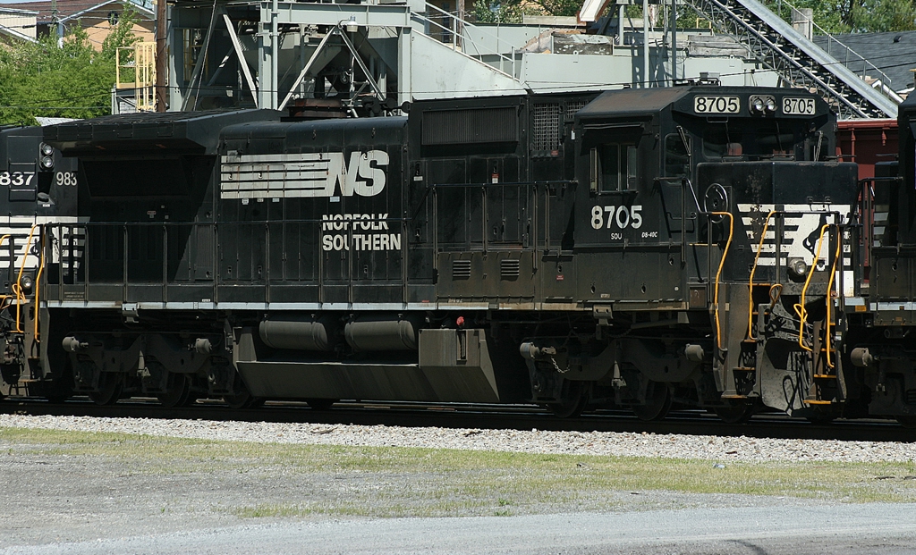 NS 8705